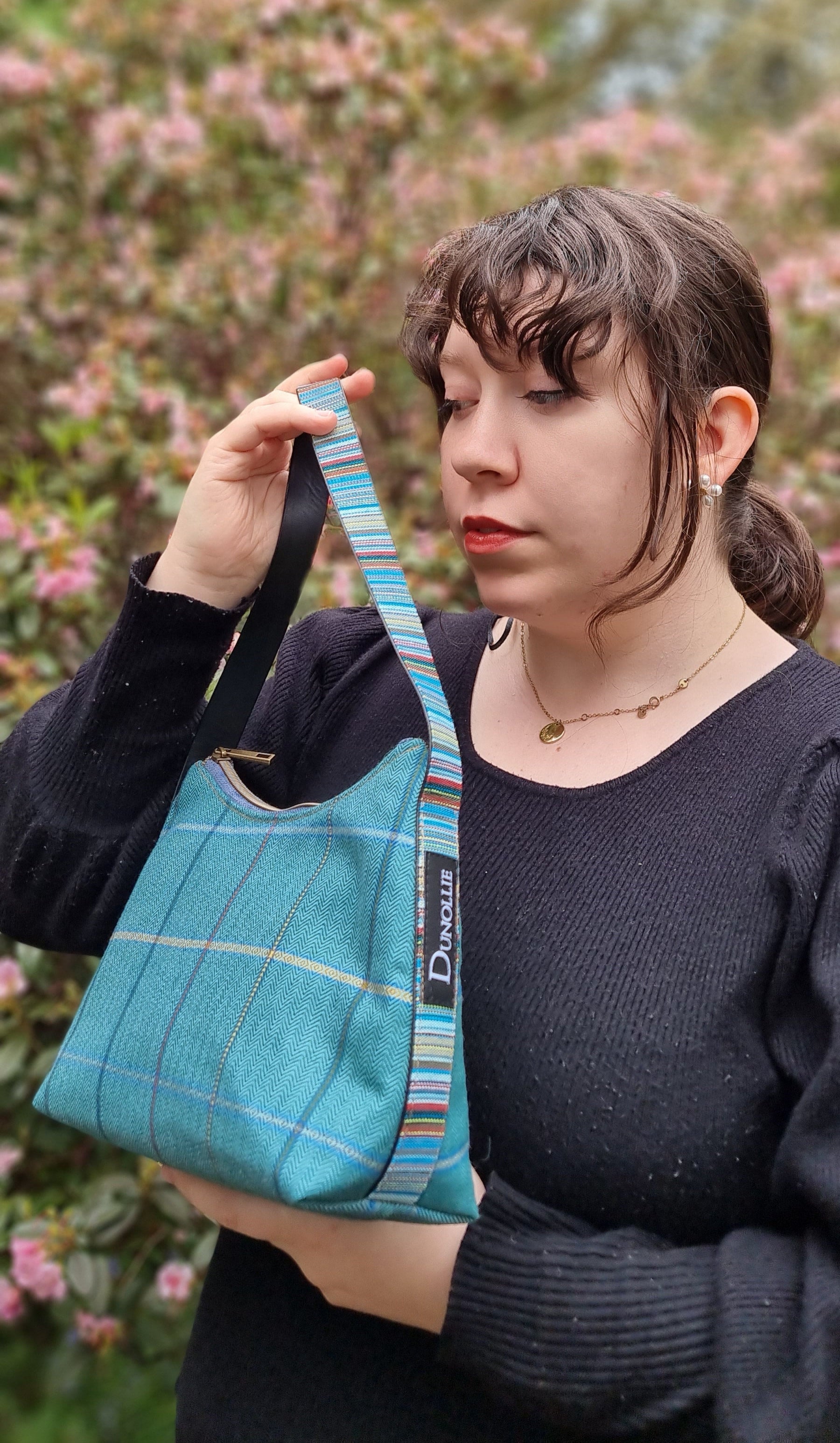 Lorn Tweed Shoulder Bag | The Draper's Shop at Dunollie Museum, Castle ...